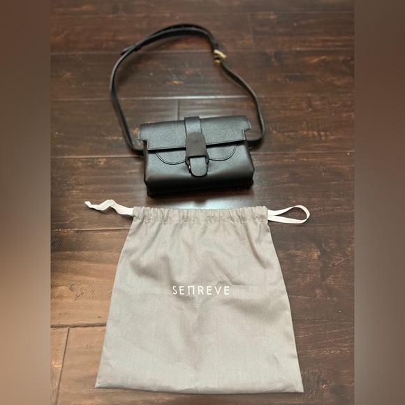 Senreve | Bags | Senreve Aria Belt Bag Pebbled Noirgold | Poshmark